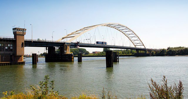 Groot onderhoud aan Papendrechtse brug (N3) | Rijkswaterstaat ...