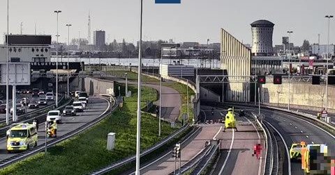 Beneluxtunnel (A4) richting Den Haag dicht na ongeval met een motorrijder | Rijkswaterstaat ...