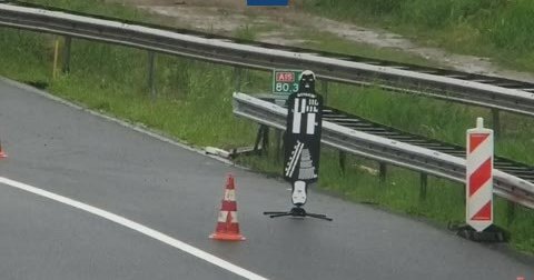 Wie staat daar nou langs de A15? | Rijkswaterstaat Verkeersinformatie